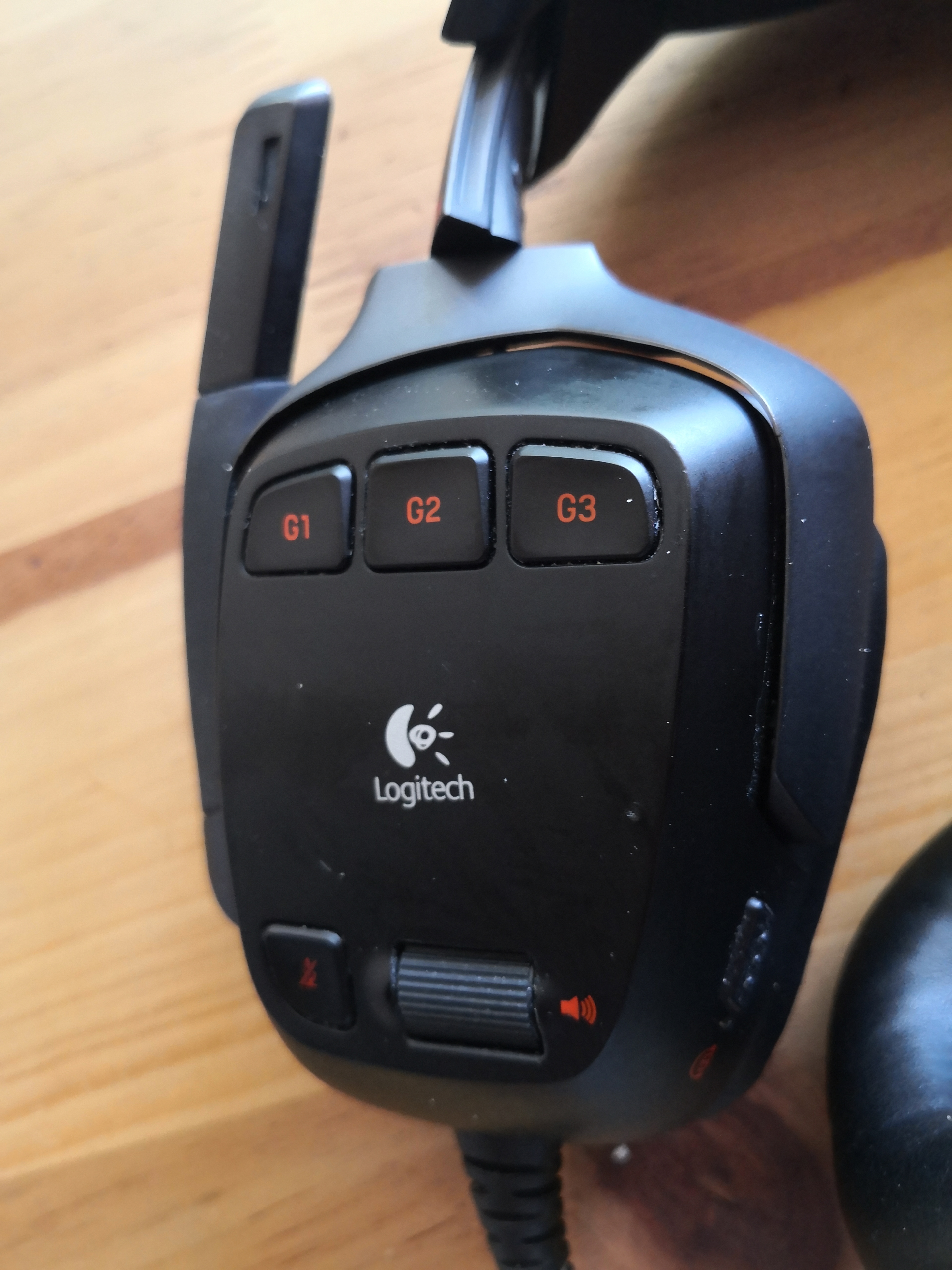 [For Sale] - Logitech G35 Headset | Peripherals | Carbonite