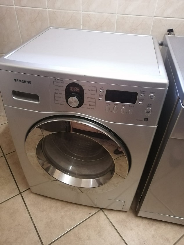 [For Sale] - Samsung 8KG Front Loader - R2000 | Appliances | Carbonite