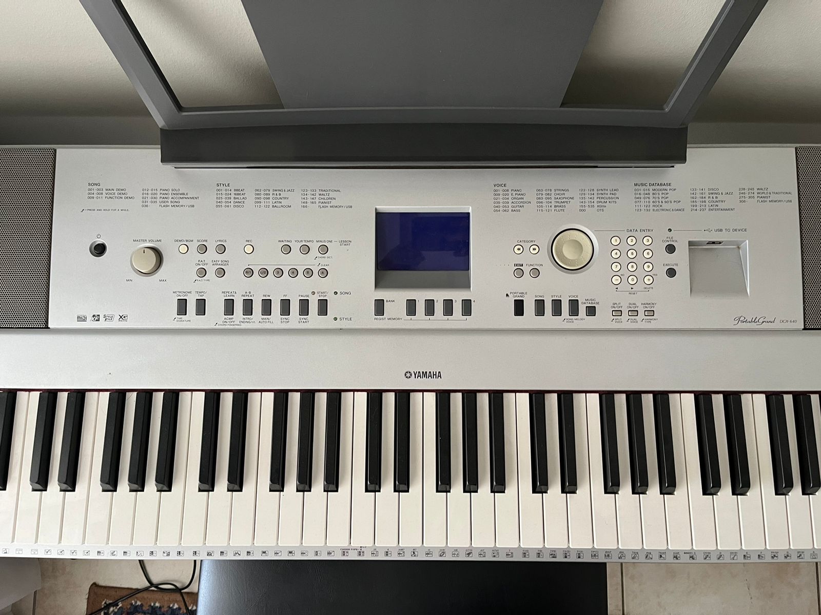[For Sale] - Yamaha DGX-640 Portable Grand Piano Keyboard with stool ...