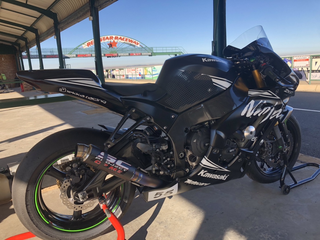[For Sale] - 2012 Kawasaki ZX10R Track/Race bike | Vehicles | Carbonite