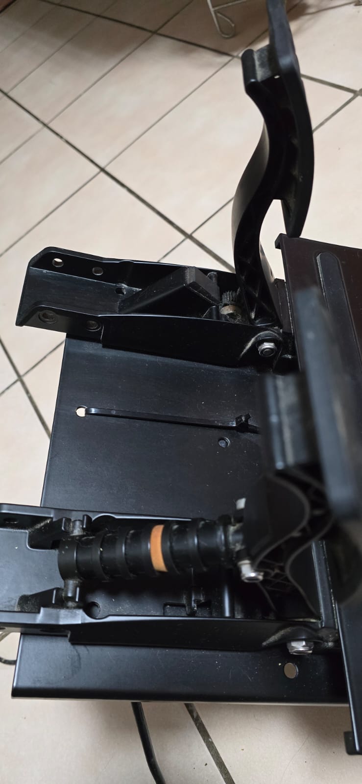 [For Sale] - Full Fanatec sim setup | Peripherals | Carbonite