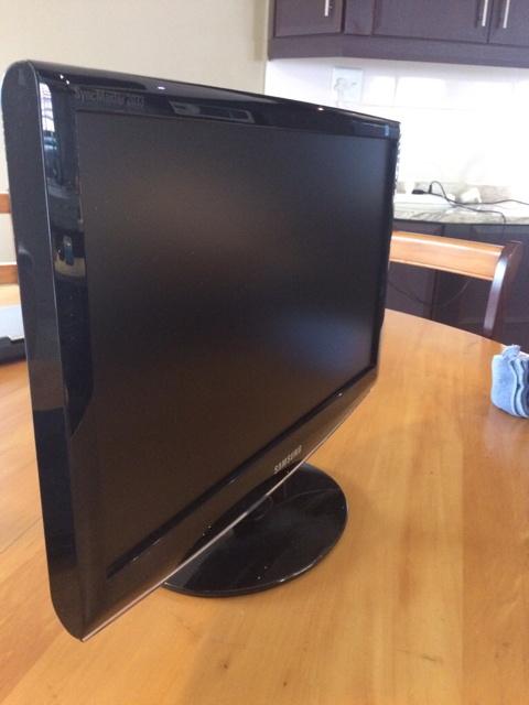 [for Sale] Samsung Syncmaster 2033 Lcd Monitor Monitors Carbonite