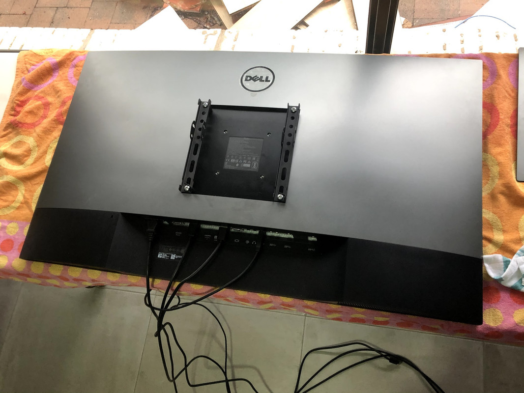 [For Sale] - Dell P4317Q 43' UltraHD 4K Monitor | Monitors | Carbonite