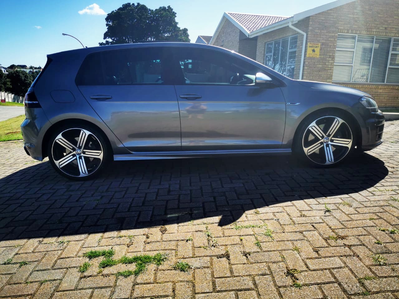 [For Sale] - 2016 Vw Golf 7R Limestone Grey | Vehicles | Carbonite