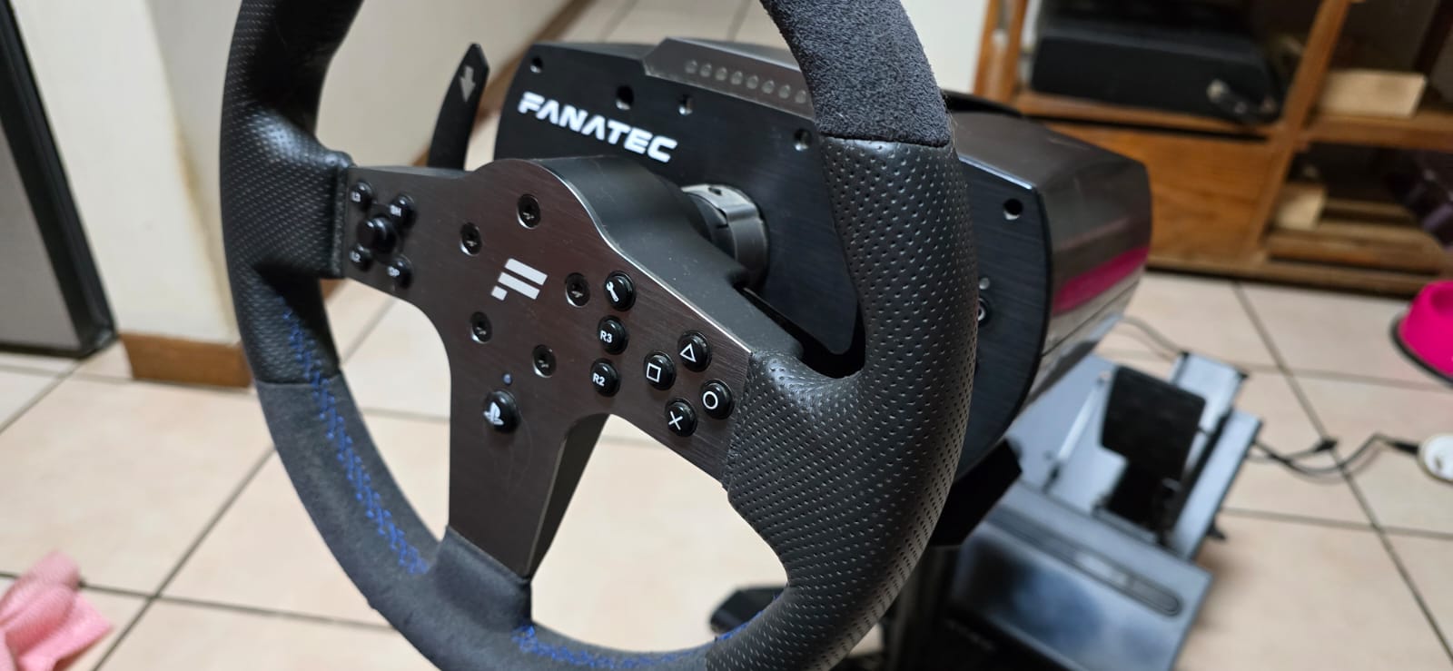 [For Sale] - Full Fanatec sim setup | SIM Gaming | Carbonite