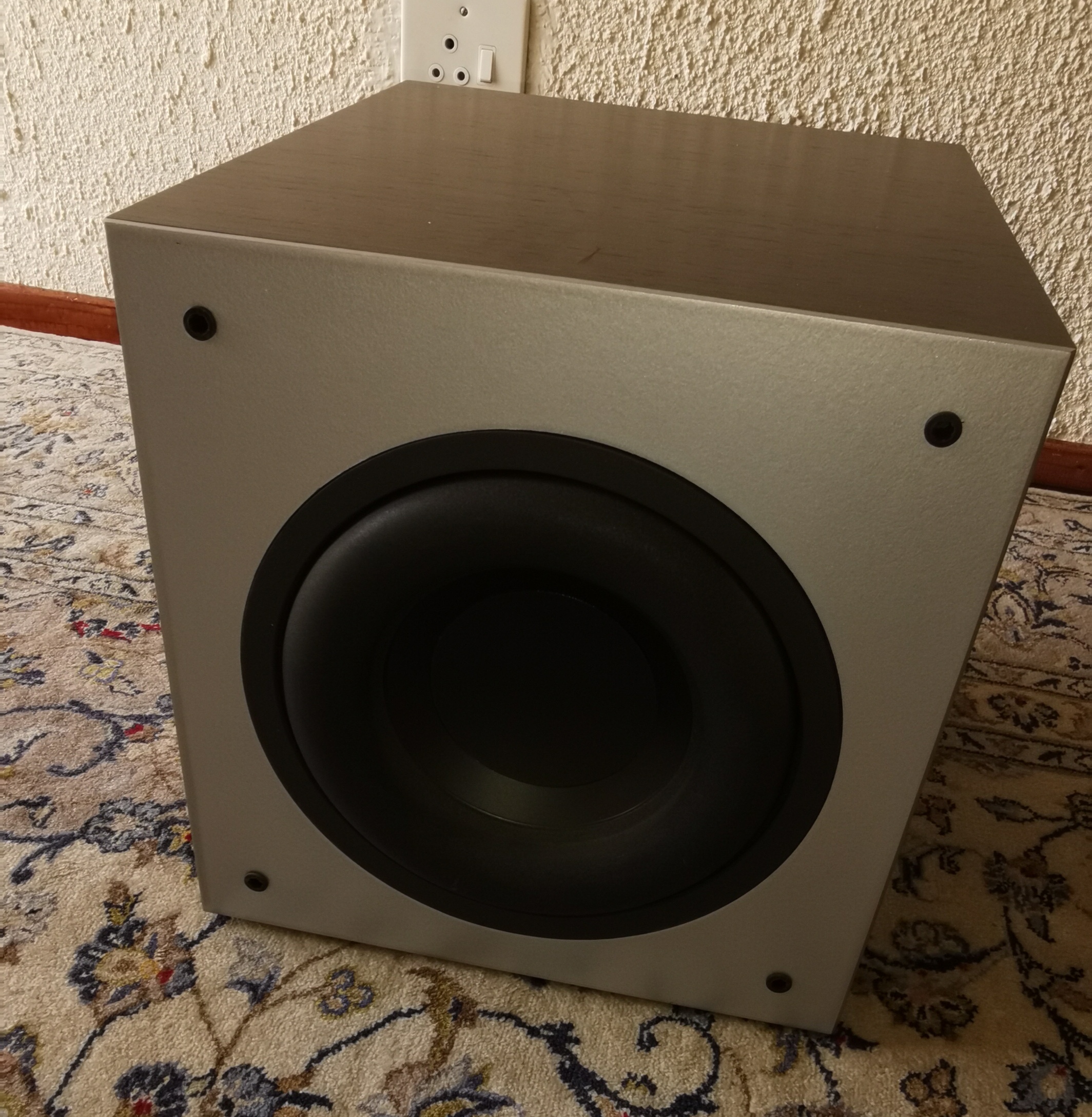 [Sale] - Polk Audio PSW404 10-Inch 200-Watt Powered Subwoofer ...