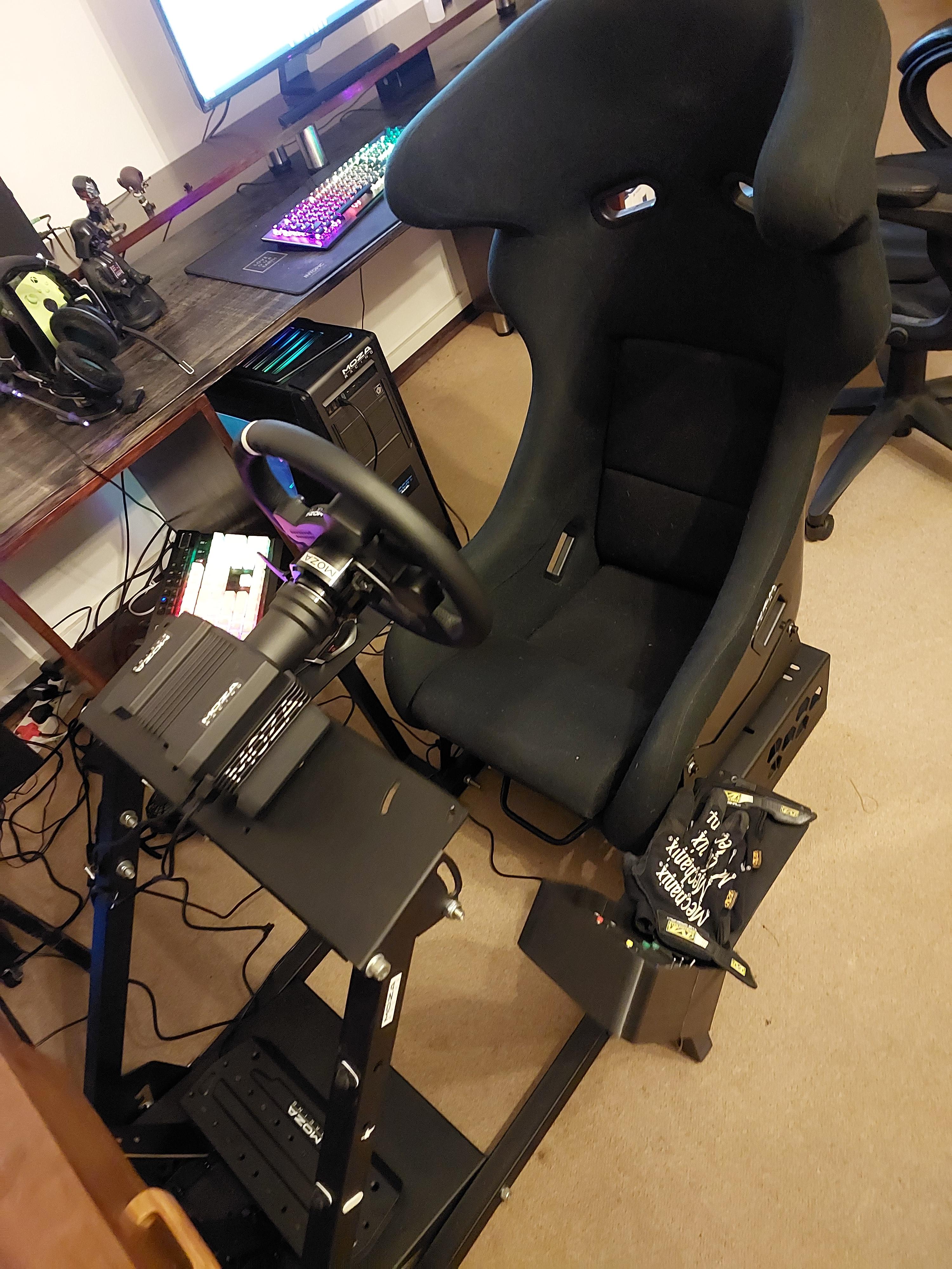 [For Sale] - MOZA R9 V2 Sim Rig Bundle *ONE MONTH OLD* | SIM Gaming ...
