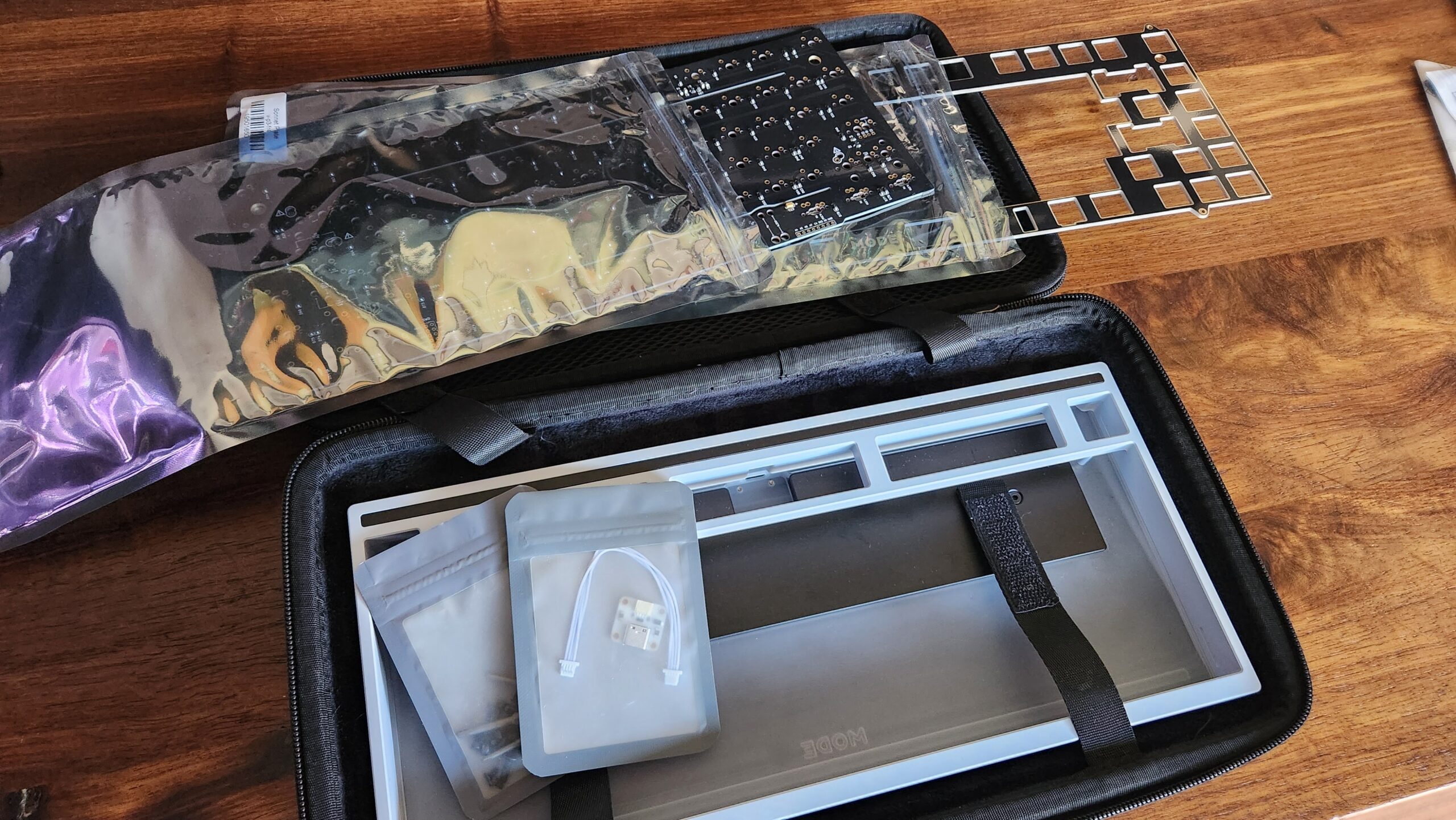 [For Sale] - Mode Sonnet Kit - With Case (new) | Peripherals | Carbonite